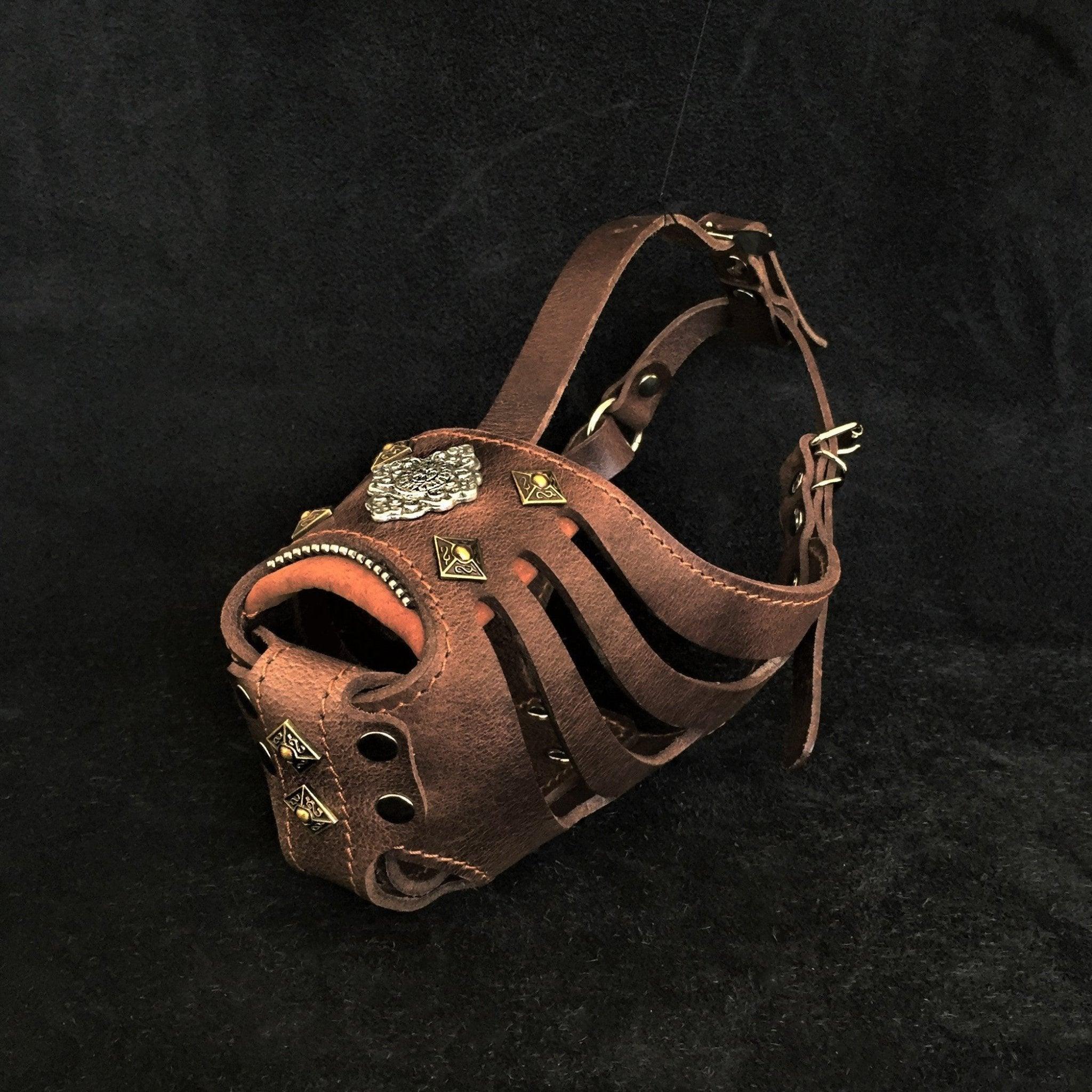 ''Aztec'' Basket Muzzle Grey – Bestia Collars